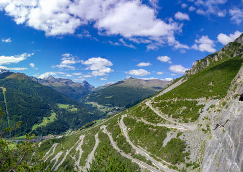 Salita ai Laghi di Cancano - Valtellina